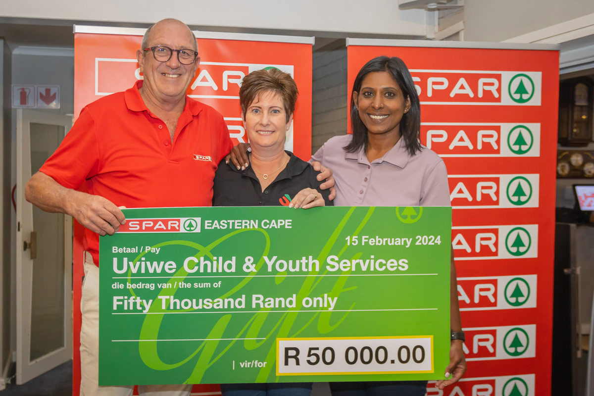 SPAR - SPAR donation a timely windfall for Bay youth organisation