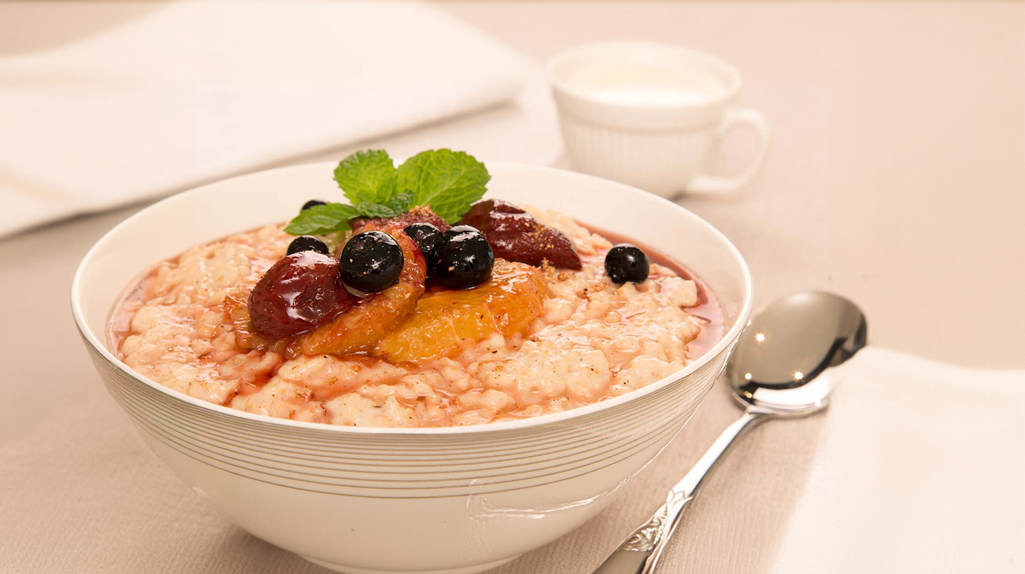 SPAR - Coconut and Berry Porridge
