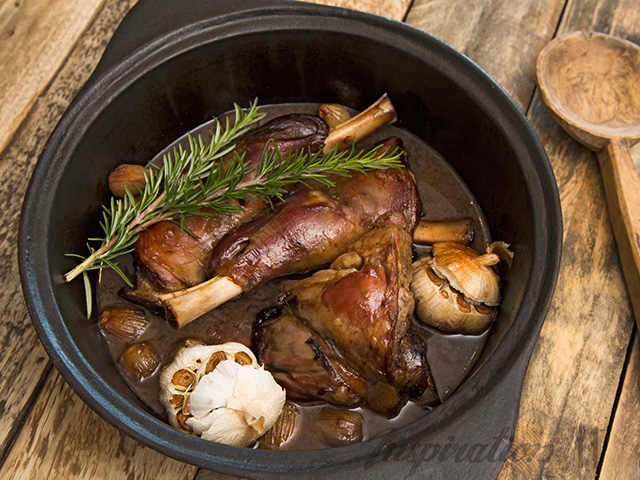 SPAR Inspiration - Slow Cooked Sunday Lamb Shanks